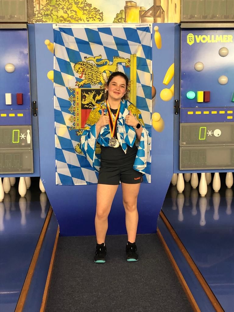 Silbermedaille im Einzel für Sarah Brunner bei DM | GutHolz 1923 ...